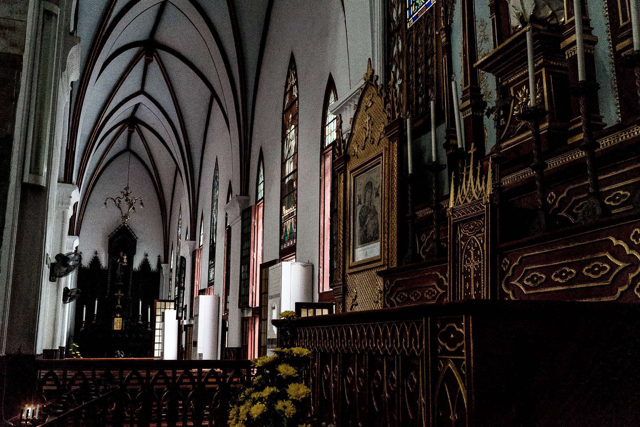 When he’s quiet, he’s thoughtful. When she’s quiet, she’s plotting something. – Nguyễn Thị ...